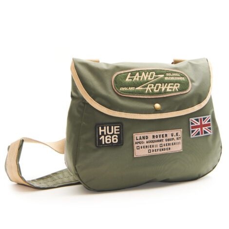 Land Rover | Red Canoe | Official Site