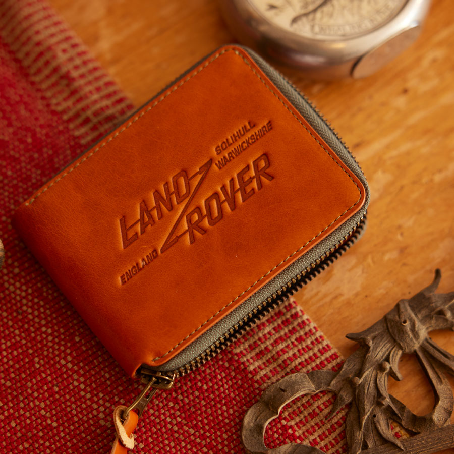 Land Rover Heritage Cowhide Wallet | Red Canoe | Official Site